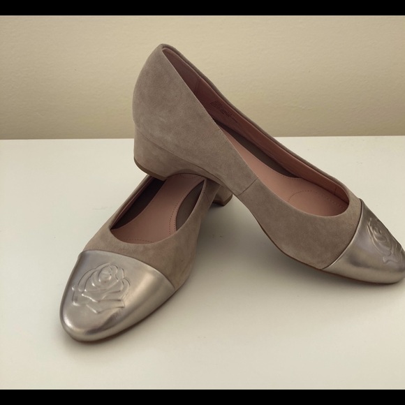 Taryn Rose | Shoes | Taryn Rose Bridget Pump With Textured Rose Accent ...